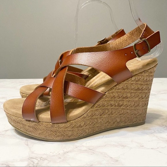 Altar'd State | Shoes | Altard State Vegan Leather Herringbone Wedge ...